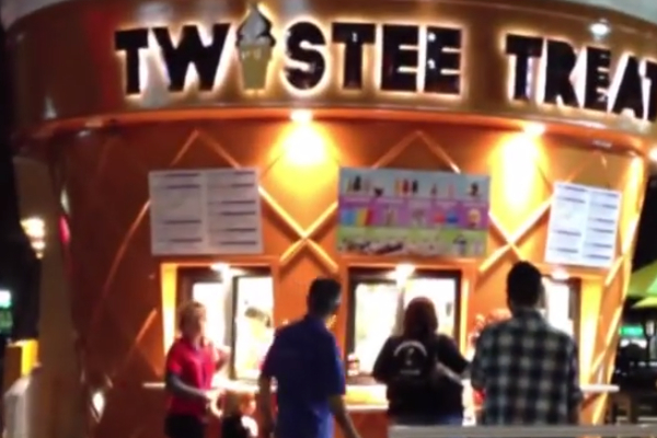 Review of the Twistee Treat Franchise Opp and Startup Costs ...